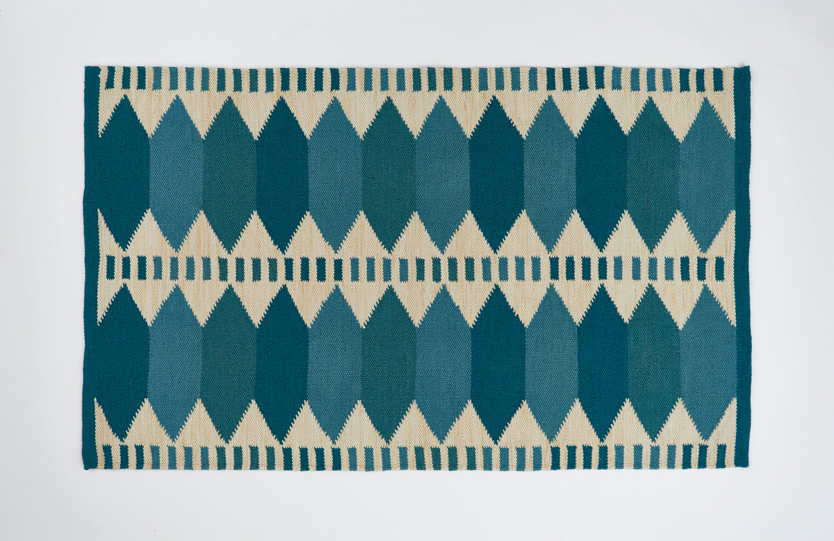 Temple Cerulean Rug | Washable | Weaver Green