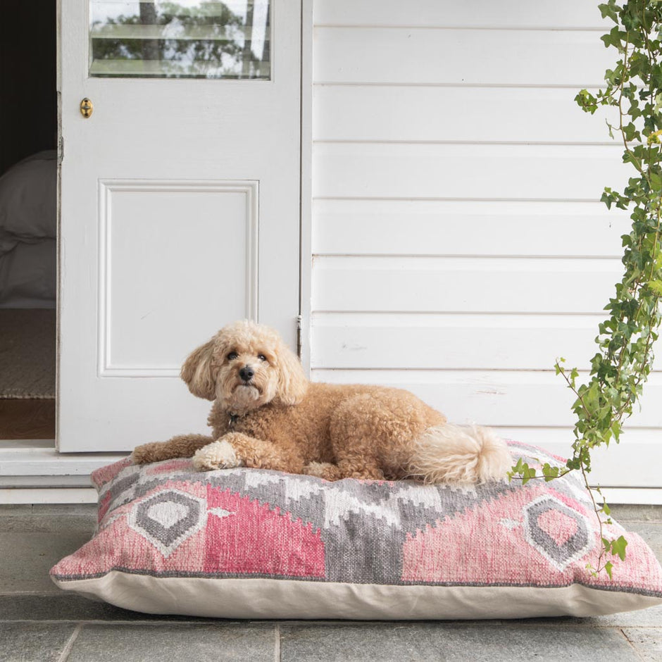 Luxury Dog Beds | Outdoor Dog Cushions | Weaver Green